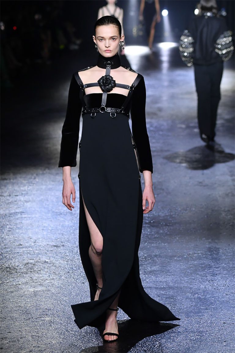 Top 10 Female Runway Models 2025 - Models Net Worth