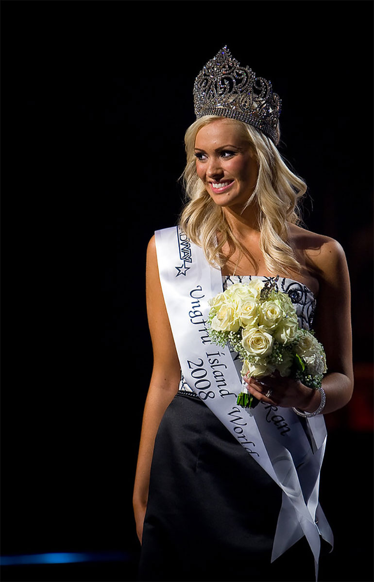 Top-15 Beautiful Iceland Women - Models Net Worth